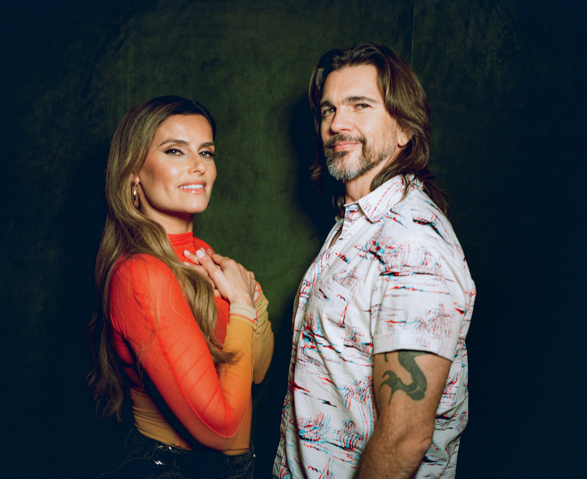 Nelly Furtado y Juanes lanzaron "Gala y Dalí" 20 años después de ...